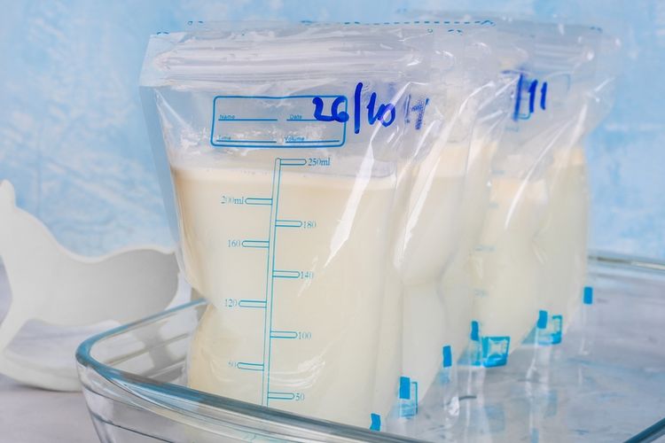 Cara Menghindari Kontaminasi ASI Perah saat Penyimpanan – Proudmom